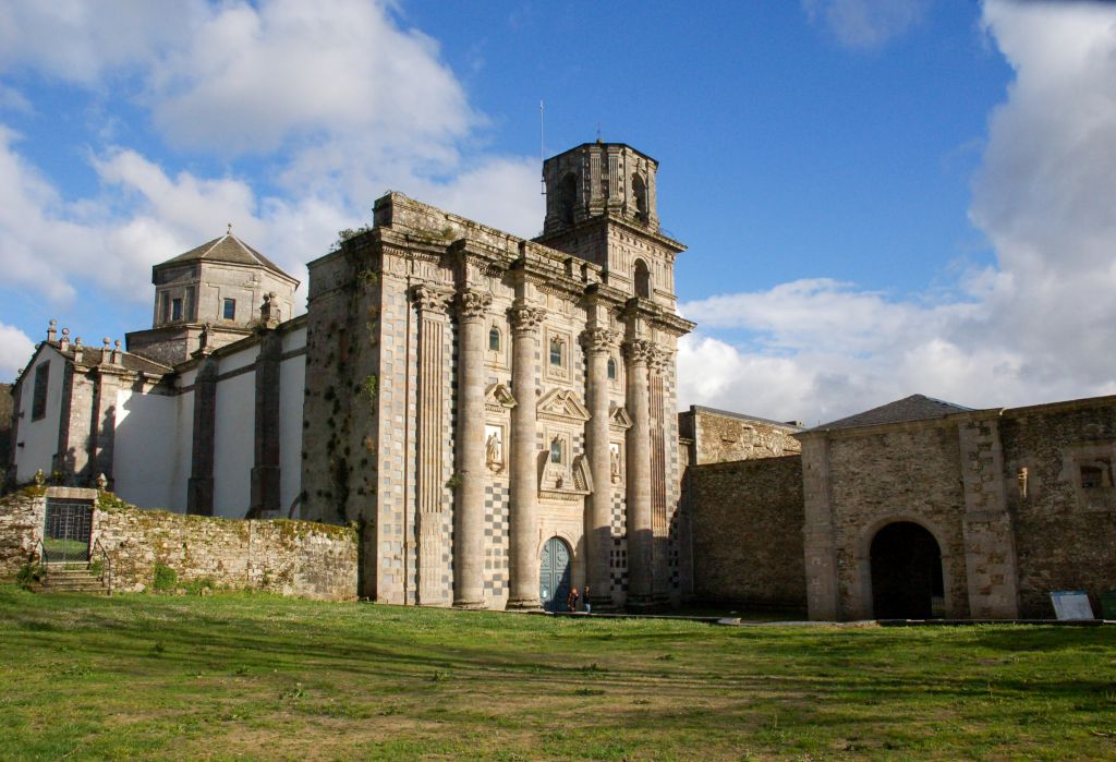 Diez monasterios que debes visitar en Galicia